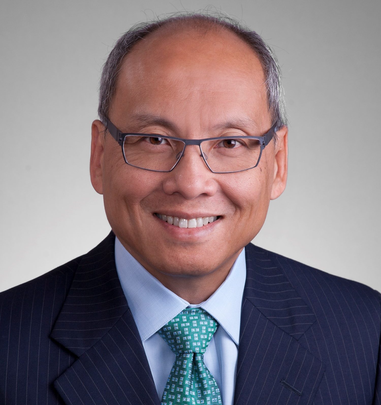 Raymond Y. Lin – Crafting Innovative Business Solutions